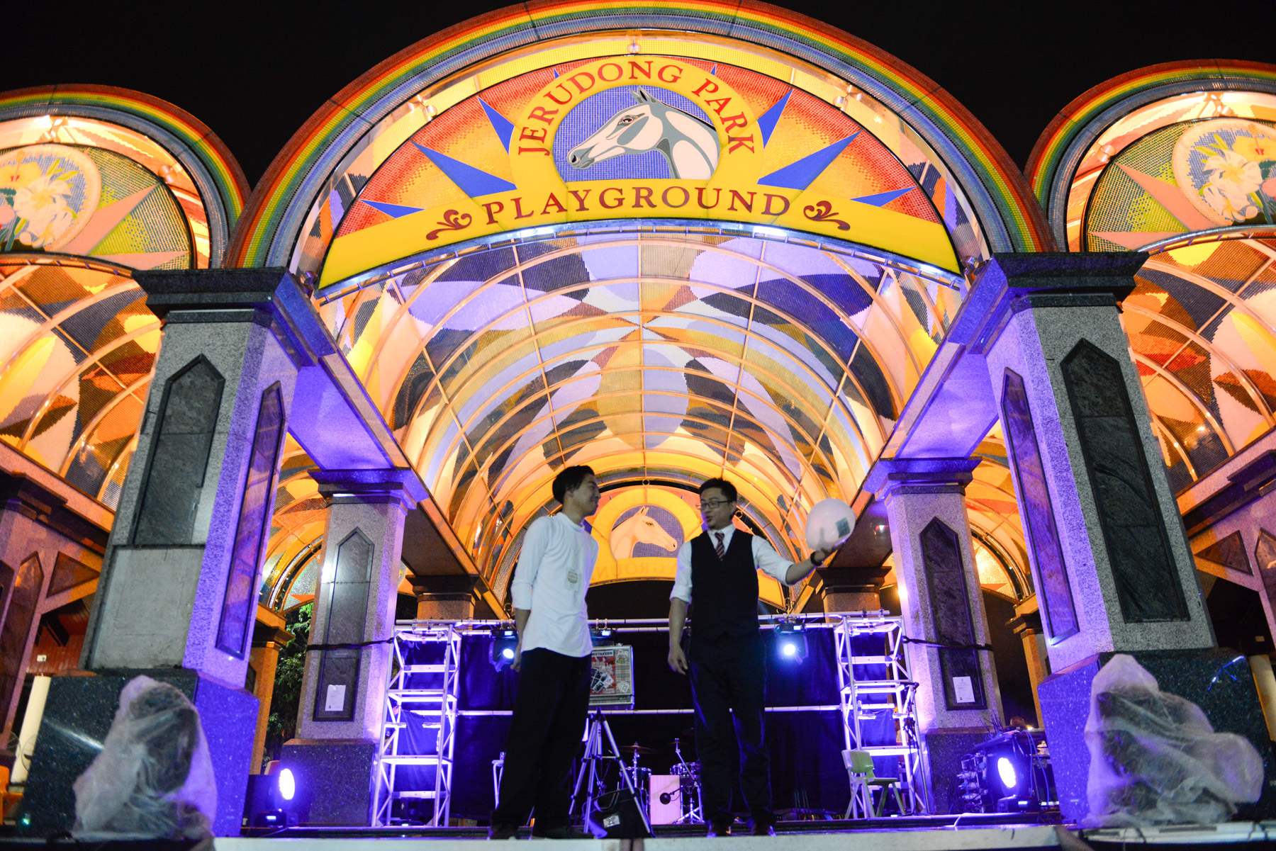 Magic show under the stars captivates crowd at Jerudong Park - The Scoop