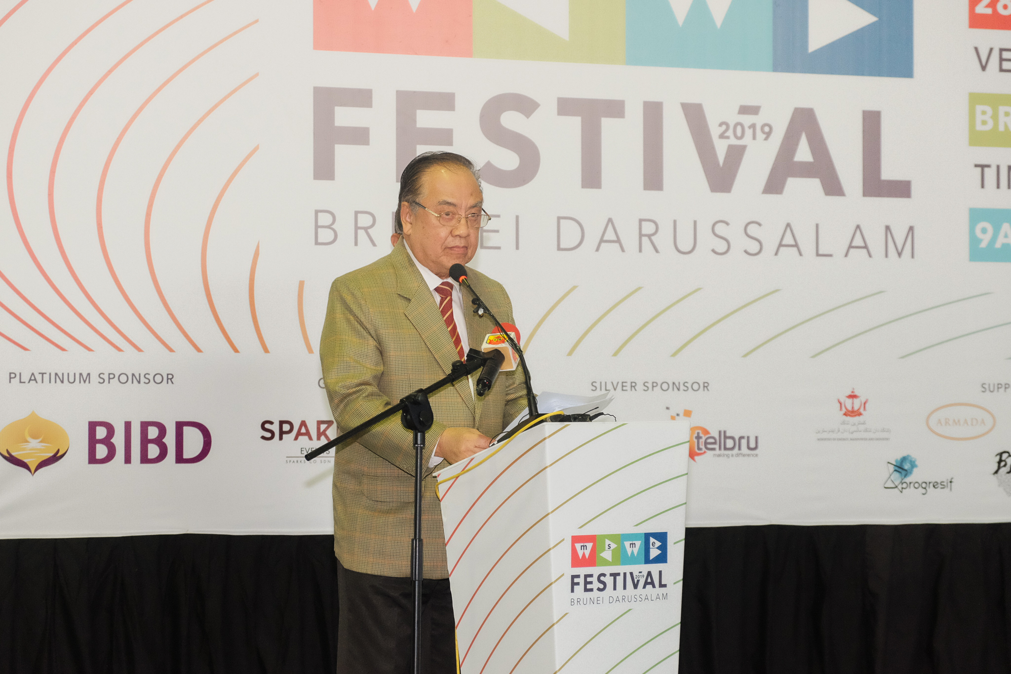 Non-oil and gas sector accounts for just 3% of Brunei's total exports ...