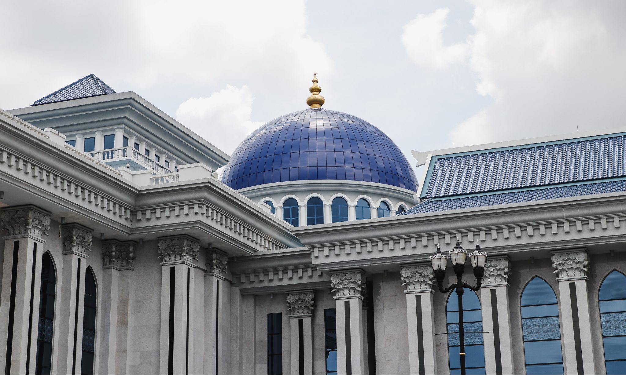 Gov't proposes $5.86 billion budget, focus on stimulating biz ...