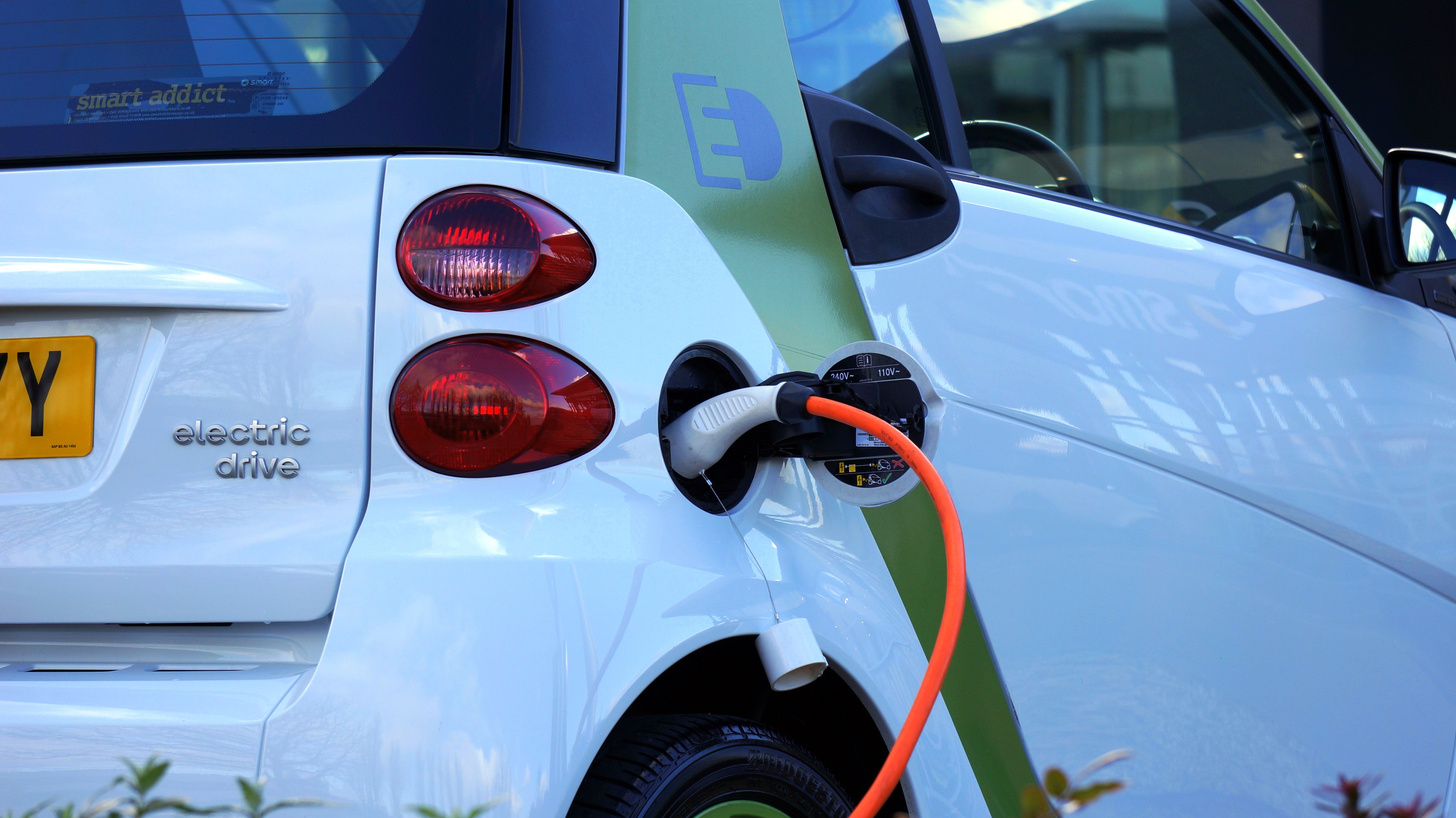 MEMI aims to reach 10% electric car usage before 2035 - The Scoop