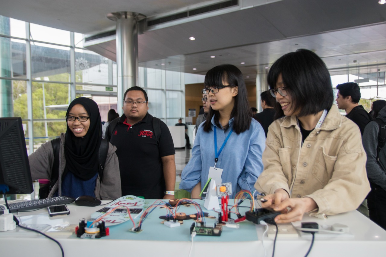 Make use of technology to solve challenges, youth told - The Scoop