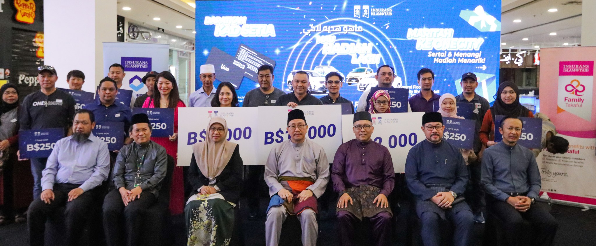 Insurans Islam TAIB customer goes home with $10,000 cash prize - The Scoop
