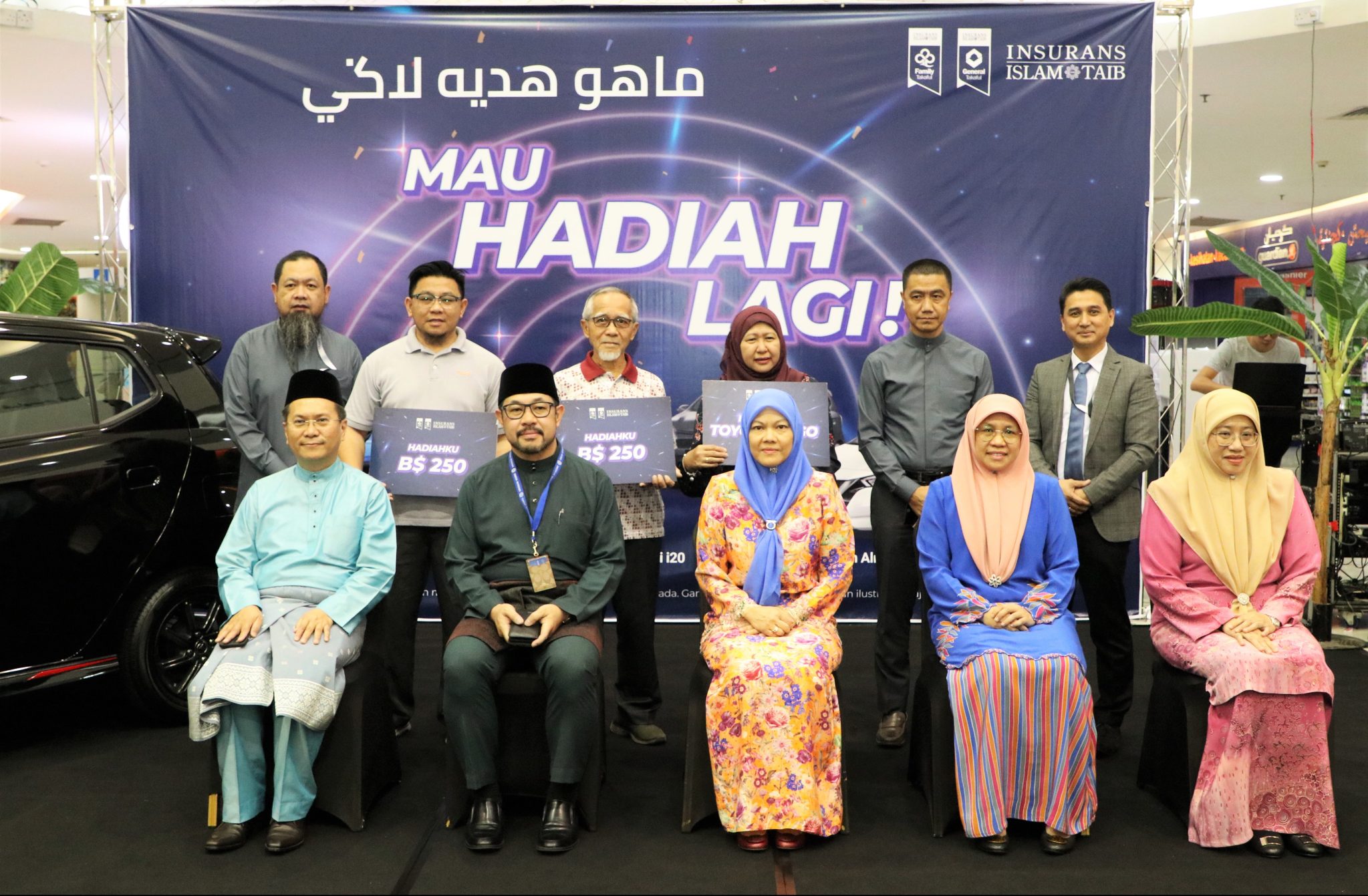 Insurans Islam TAIB rewards customer with Toyota Wigo - The Scoop